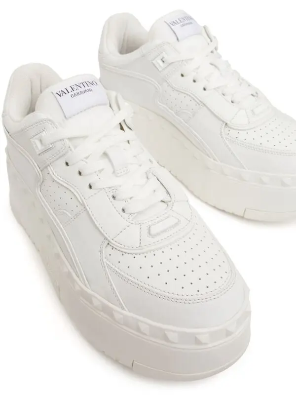 Valentino Garavani Freedots Xl Leather Sneakers - White