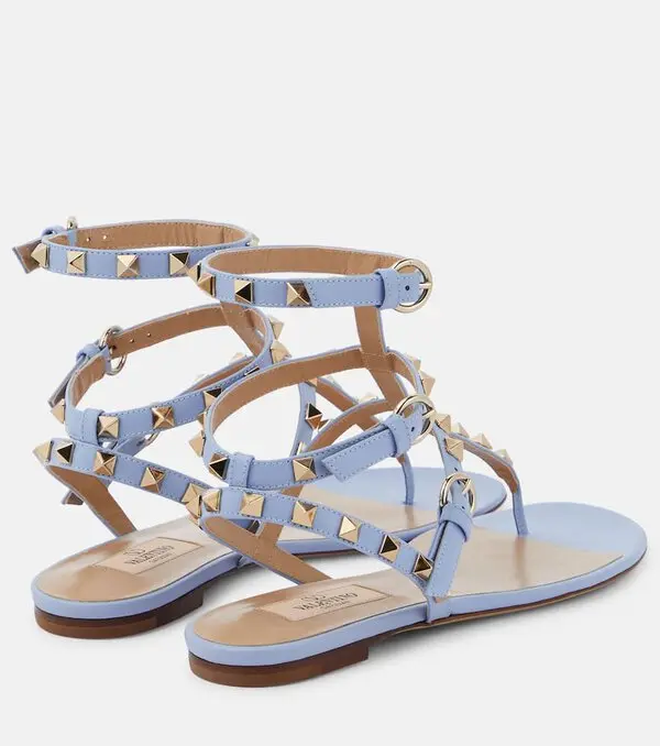 Valentino Garavani Rockstud Thong Sandals - Blue