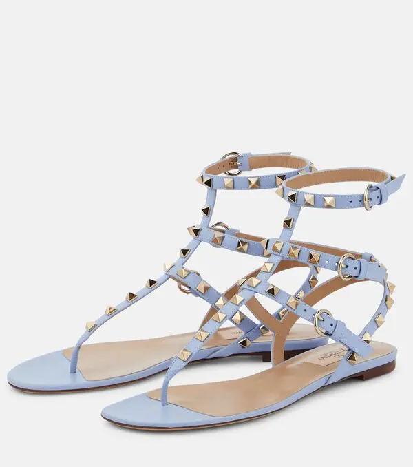 Valentino Garavani Rockstud Thong Sandals - Blue