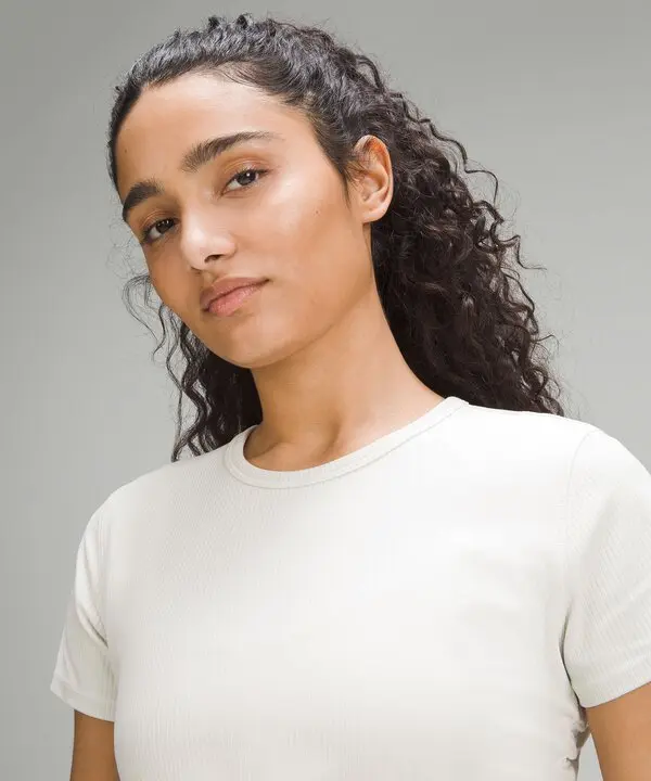lululemon All It Takes リブNulu Tシャツ All It Takes リブNulu Tシャツ | ショートスリーブ | Lululemon JP