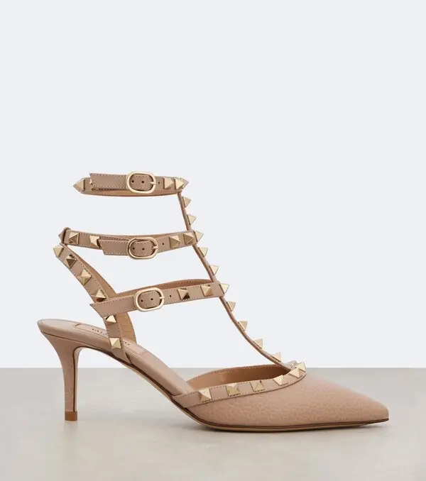 Valentino Garavani Rockstud Leather Pumps - Beige