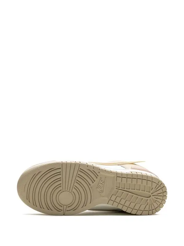 Nike Dunk Low Twist Sneakers - Brown