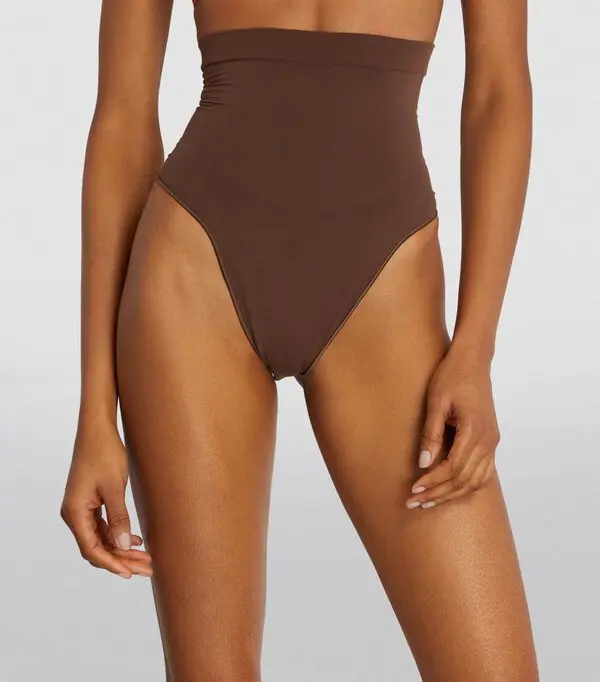 SKIMS Seamless Sculpt High-waist Thong - Brown