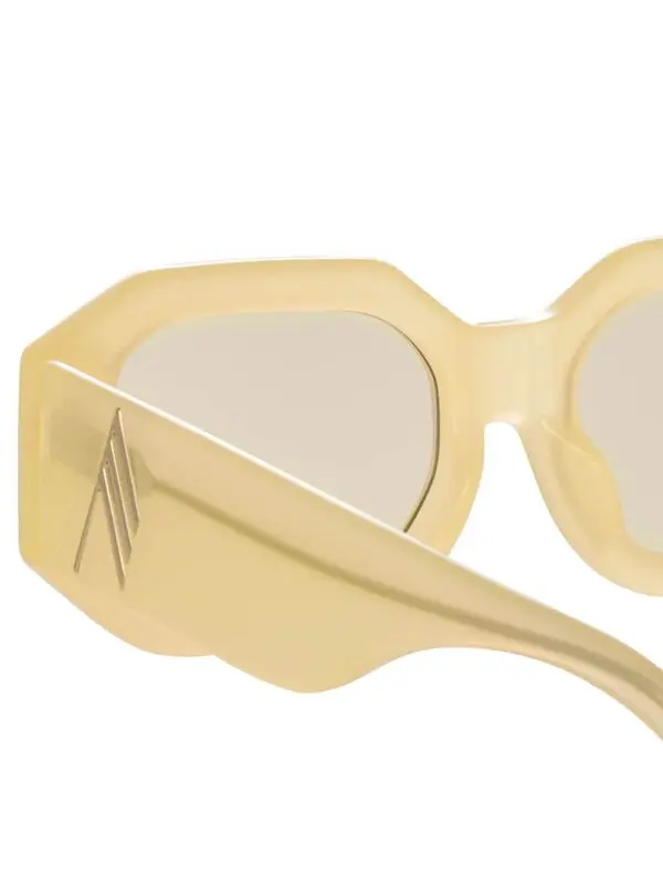 Linda Farrow Blake Oval-lenses Sunglasses - Yellow
