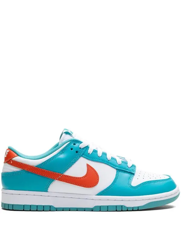 Nike Dunk Low Sneakers