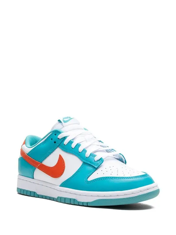 Nike Dunk Low Sneakers