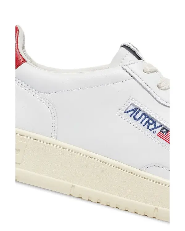 AUTRY Medalist Low Top Sneakers - White/red