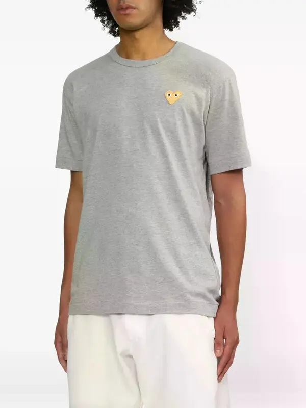 Play Comme Des Garcon Heart-patch T-shirt - Grey