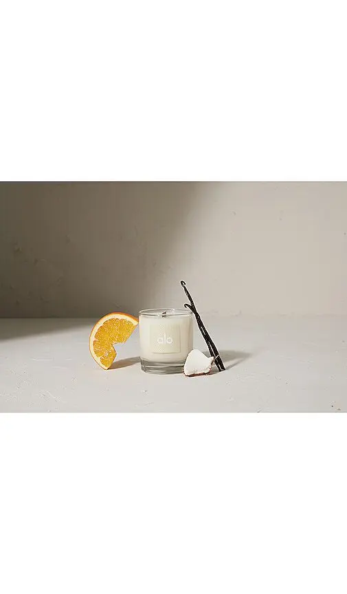 Alo Yoga Love 8oz Candle