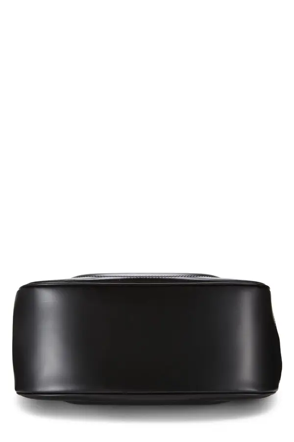 LOUIS VUITTON Epi Sac Montaigne