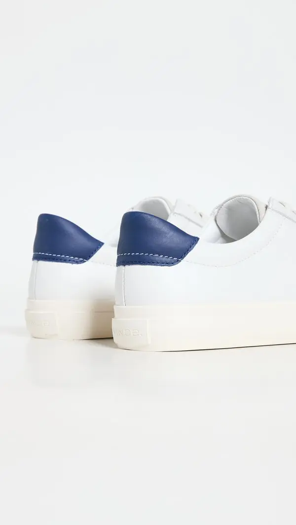 Vince Fulton Leather Sneakers - White