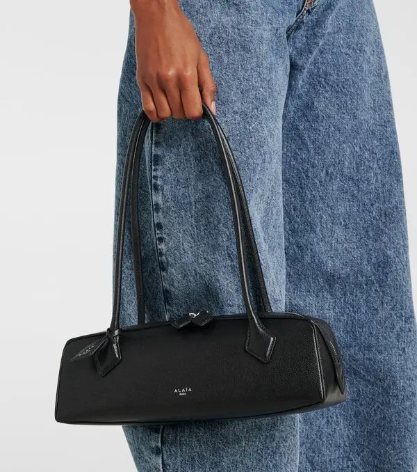Alaïa Le Teckel Leather Shoulder Bag