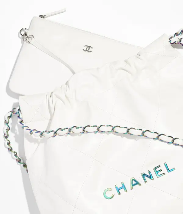 Chanel 22 Small Handbag - White