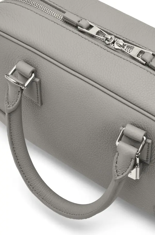 Loewe Amazona 23 Bag In Soft Grained Calfskin