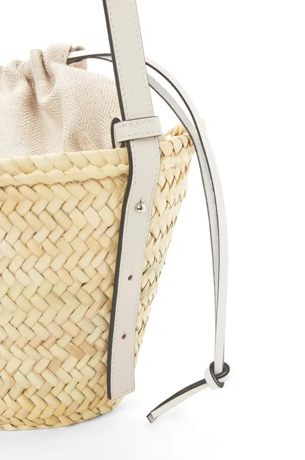 Loewe Palm Leaf And Leather Bucket Bag - Natural/white