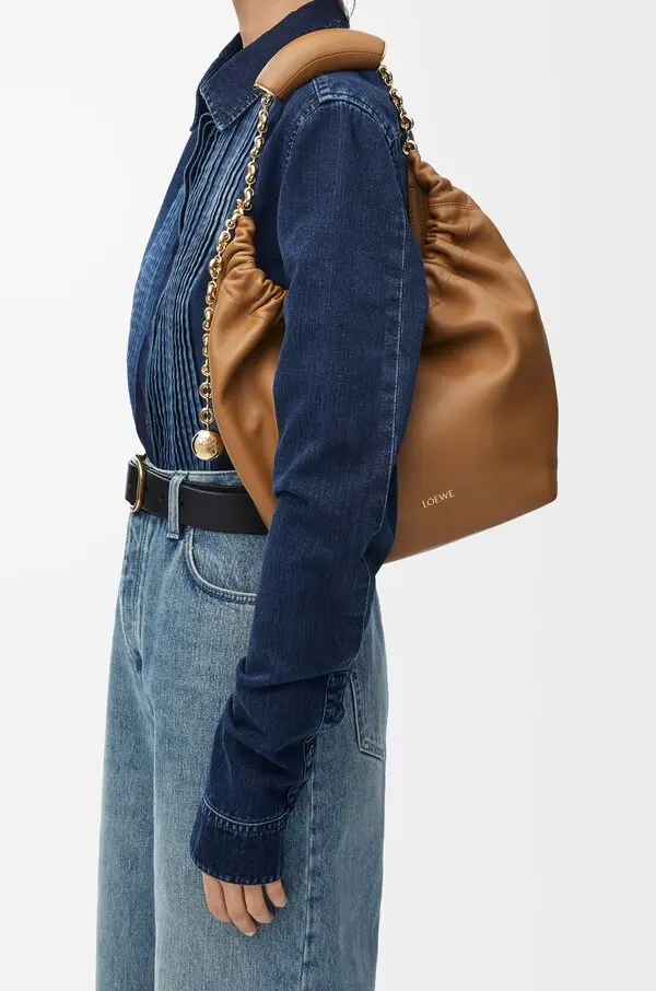 Loewe Small Squeeze Bag - Oak