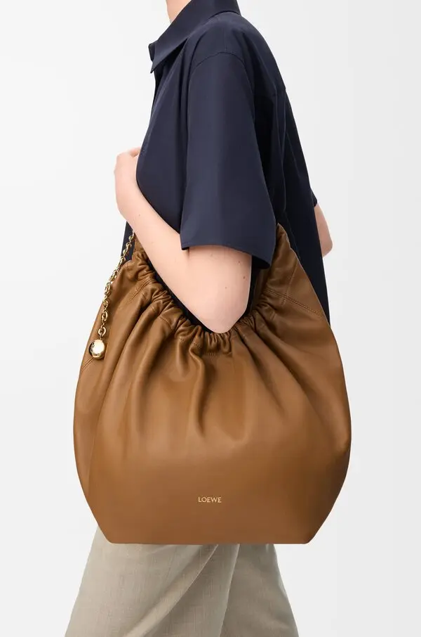 Loewe Squeeze Bag - Oak