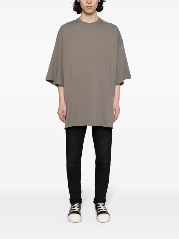 Tシャツ・カットソー RICK OWENS OVERSIZED  T POWDER GREY COTTON T-SHIRT Rick Owens Oversized Cotton T-Shirt - Grey | Editorialist