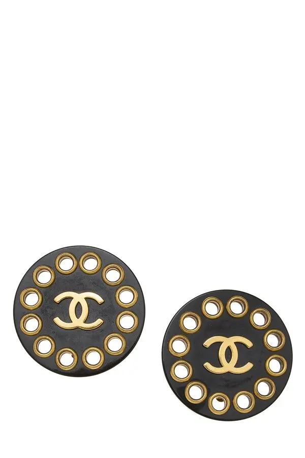 Chanel Cc Round Clip-on Earrings - Black