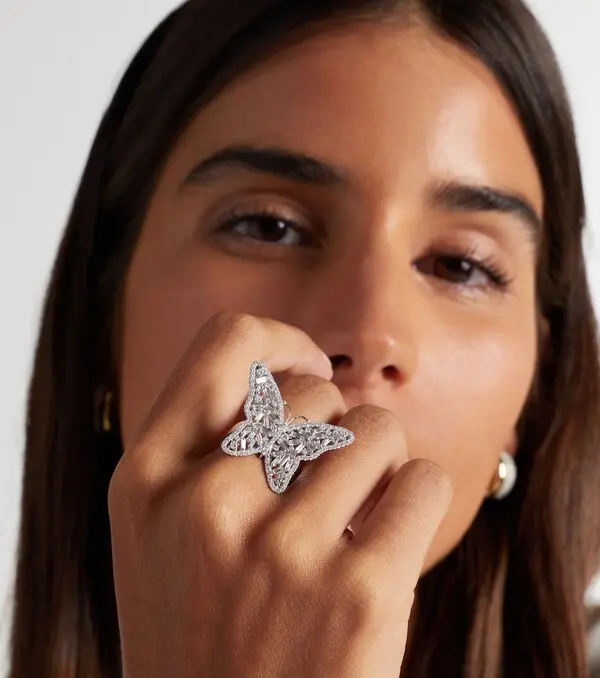 SUZANNE KALAN Bold Butterfly Medium Ring In 18kt White Gold With Diamonds
