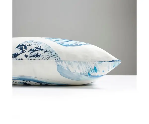 SCALAMANDRE Coquina Pillow - Porcelain