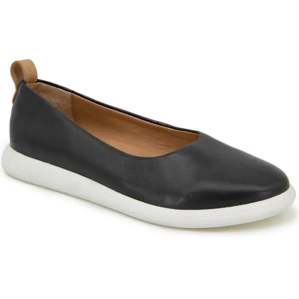 Gentle Souls By Kenneth Cole Bella Flat - Black Leather