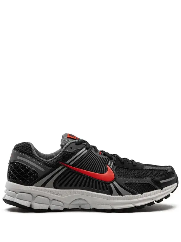 Nike Air Zoom Vomero 5 Sneakers