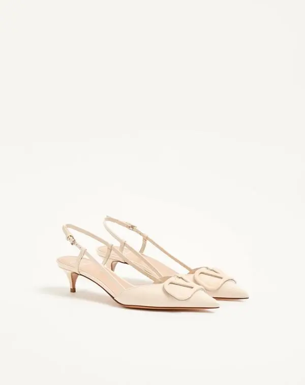 Valentino Garavani Vlogo Slingback Pumps - Light Ivory