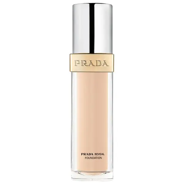 Prada Reveal Skin-optimizing Refillable Soft Matte Foundation - Ln5