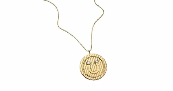 Jennifer Zeuner Jewelry Celine Medallion Pendant Necklace - Gold