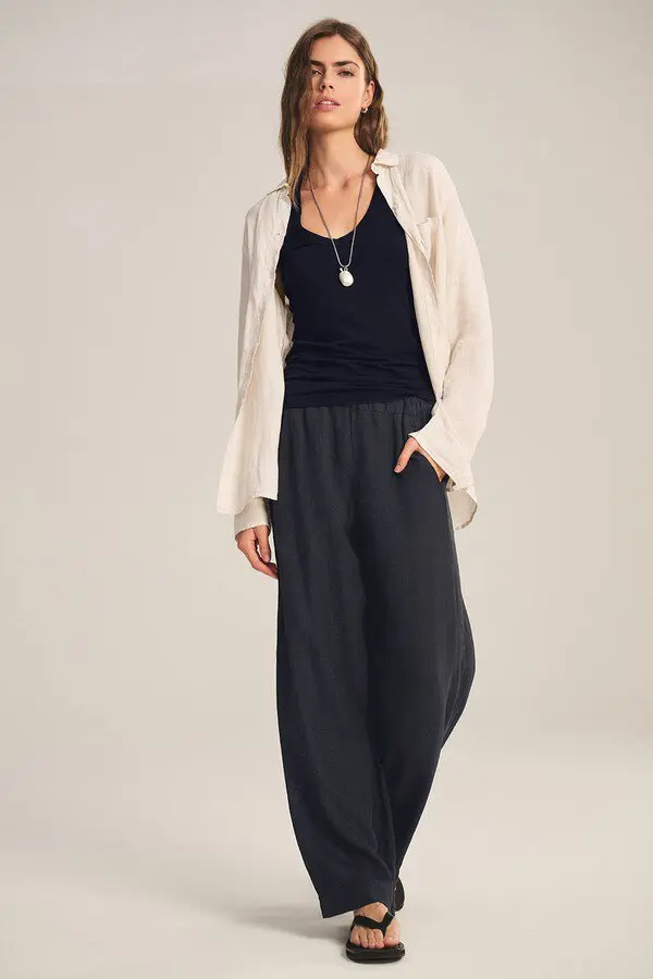 Velvet By Graham & Spencer Lola Linen Pant - Black