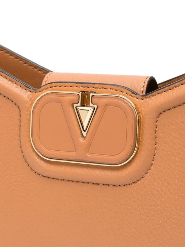 Valentino Garavani Vlogo Signature Shoulder Bag - Neutrals