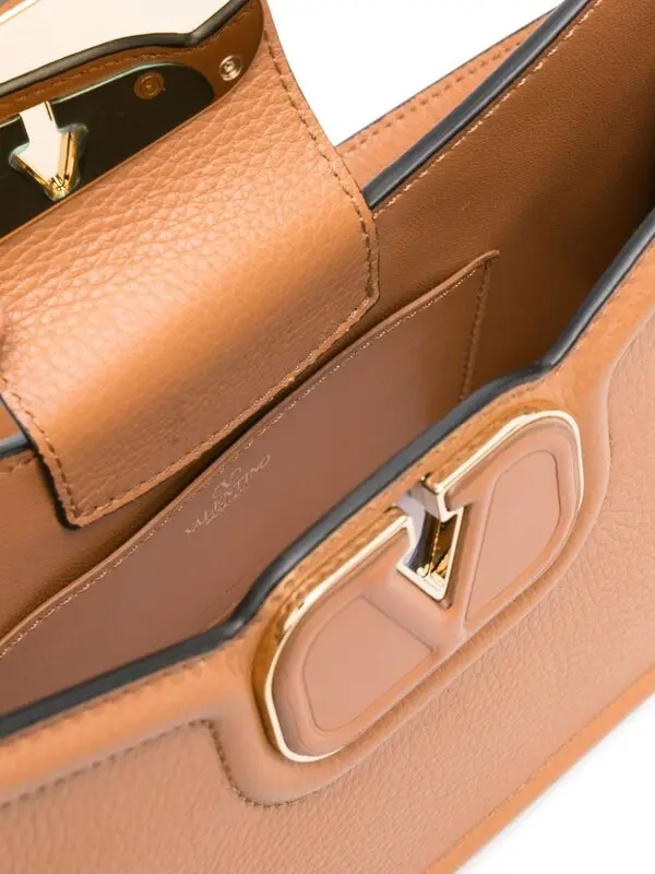 Valentino Garavani Vlogo Signature Shoulder Bag - Neutrals
