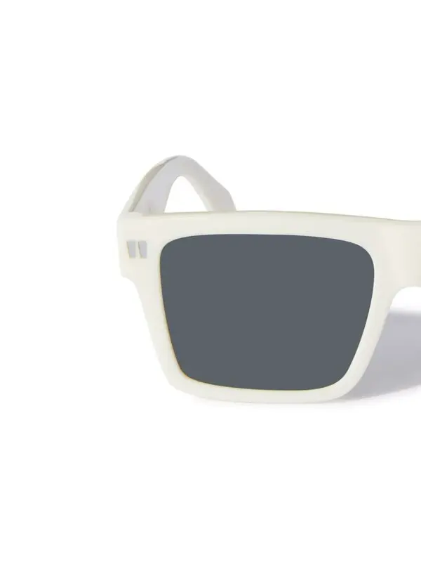Off-White Lawton Sunglasses - White