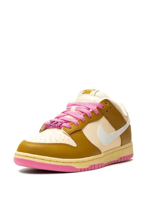 Nike Dunk Leather Sneakers - Brown