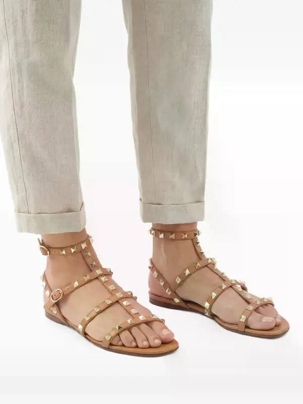 Valentino Garavani Rockstud Strappy Sandals - Brown