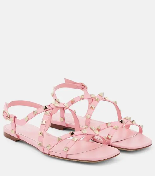 Valentino Garavani Rockstud Leather Sandals - Pink