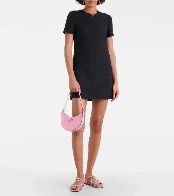 Valentino Garavani Rockstud Leather Sandals - Pink