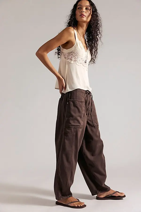 Free People We The Free Silverton Pull-on Barrel Jeans - Chocolate