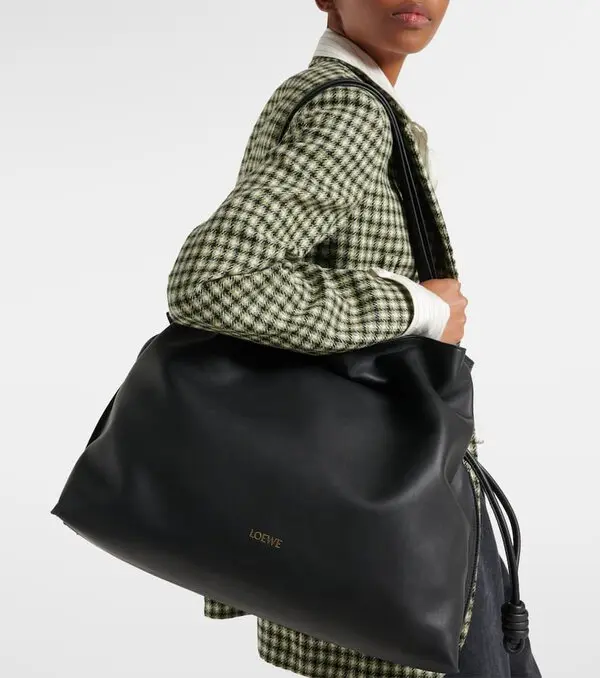 Loewe Flamenco Xl Leather Clutch - Black
