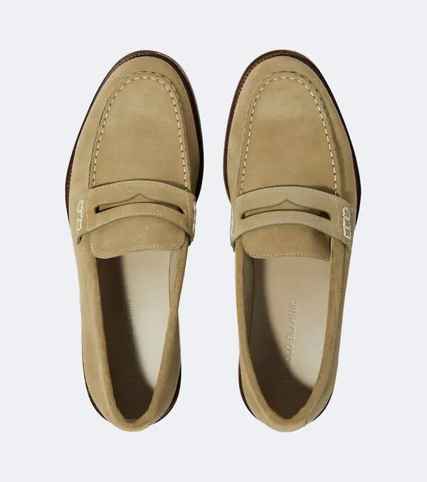 Manolo Blahnik Perry Suede Loafers - Beige