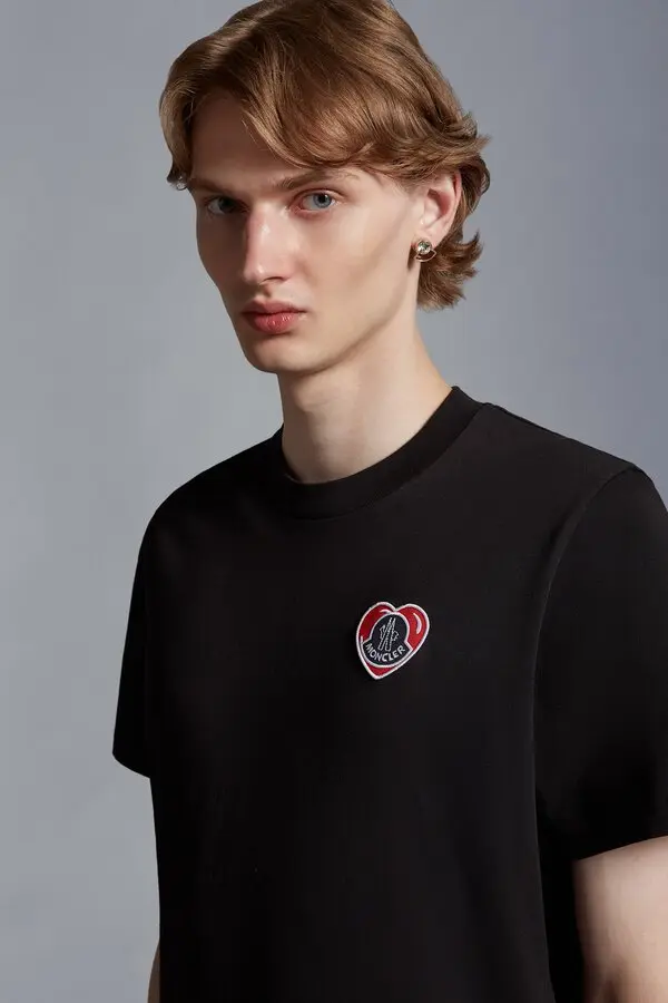 Moncler Heart Logo T-Shirt - Black | Editorialist