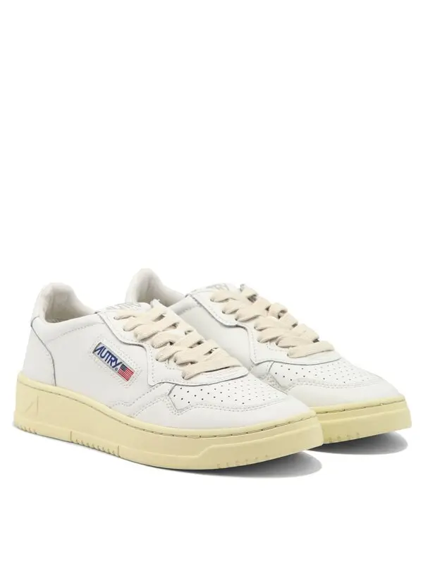 AUTRY Medalist Low Sneakers - White