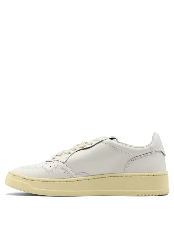 AUTRY Medalist Low Sneakers - White
