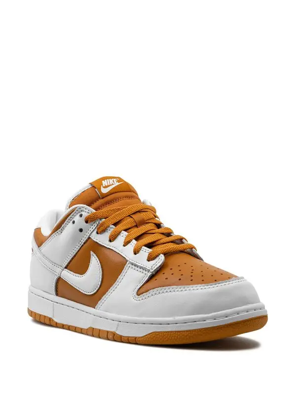 Nike Dunk Lace-up Sneakers - Orange