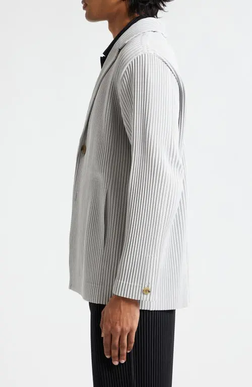 Issey Miyake Pleated Blazer - Light Gray