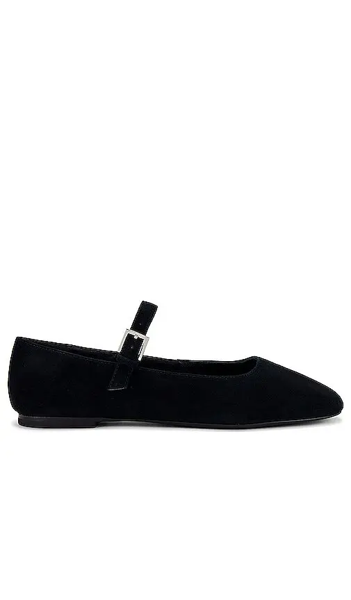 Raye Lin Flats