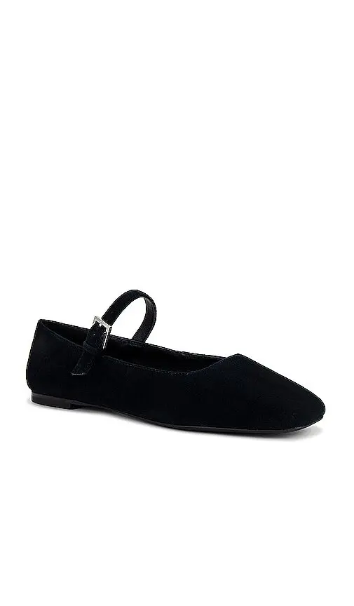 Raye Lin Flats