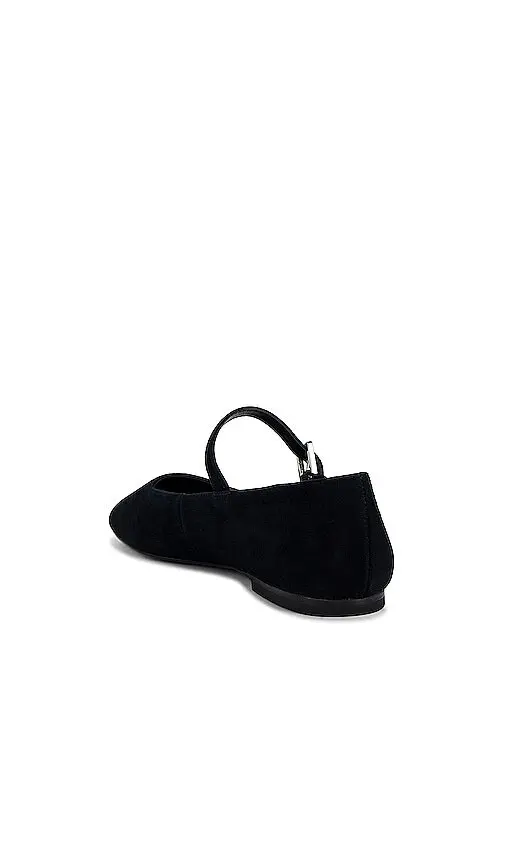 Raye Lin Flats