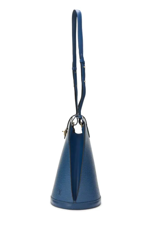 LOUIS VUITTON Bleu Celeste Epi Cluny